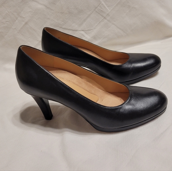 Naturalizer | Shoes | Naturalizer Womens Michelle Size 75w Leather ...